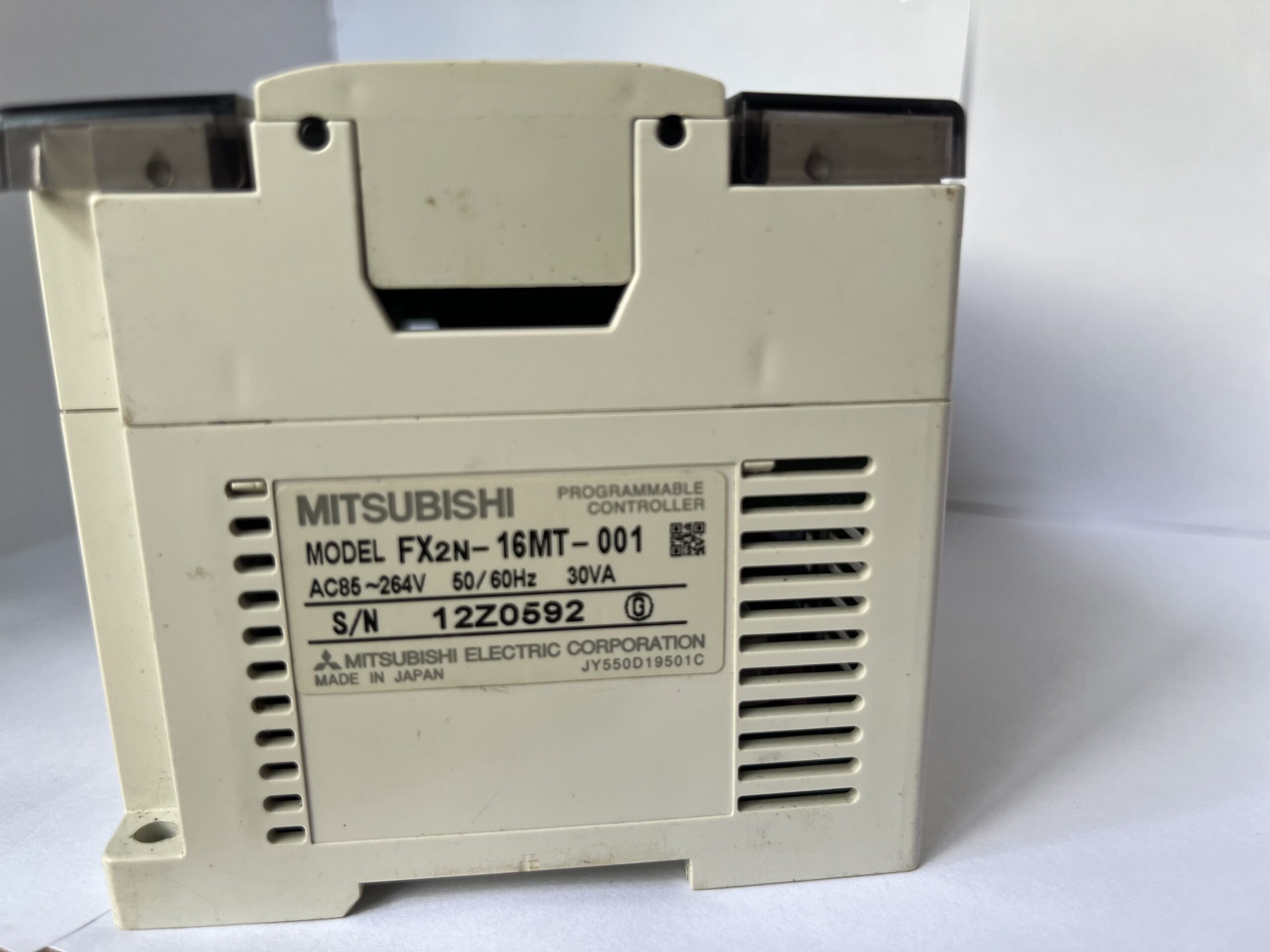 FX2N-16MT – PLC Hub